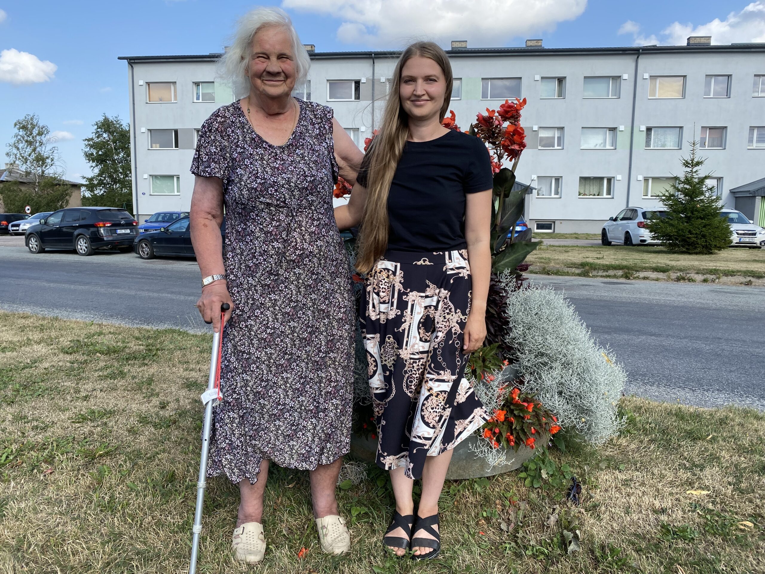 Liisi ja Õie sõprus vanusevahest hoolimata! — Vabatahtlik Seltsiline Liisi ja Õie sõprus vanusevahest hoolimata! — Vabatahtlik Seltsiline
